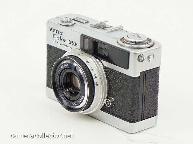 Petri Color 35 E - Camera Collector Pages